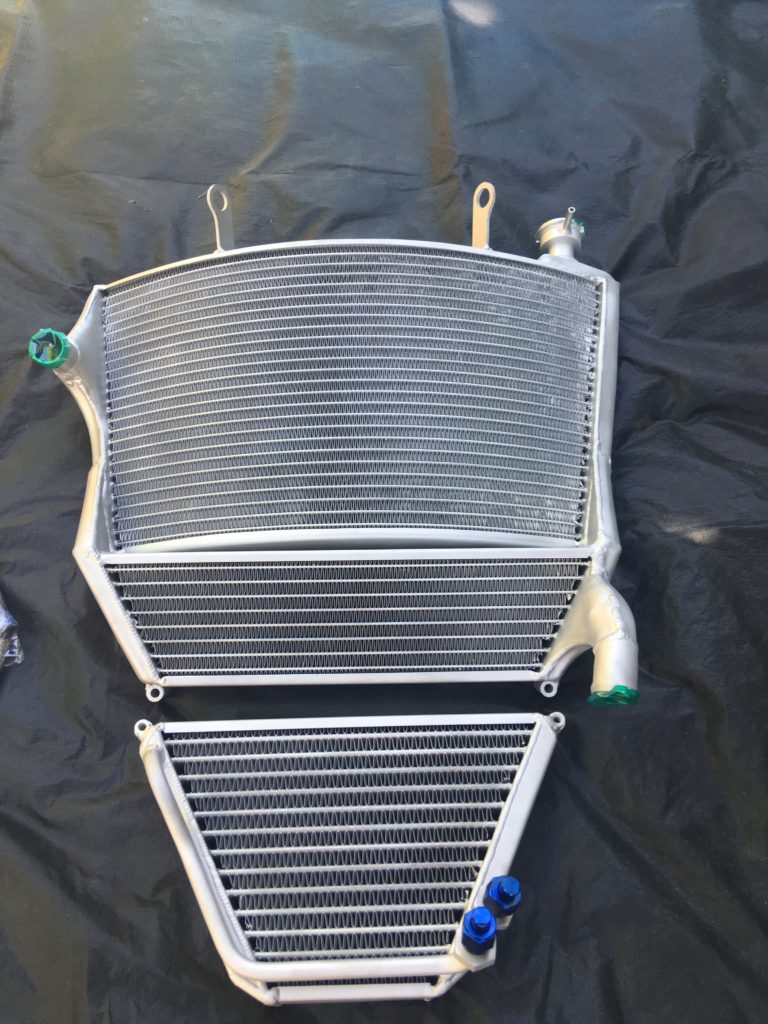 Yamaha R6 2008-2025 Large WSS600 water/oilRadiator - www ...