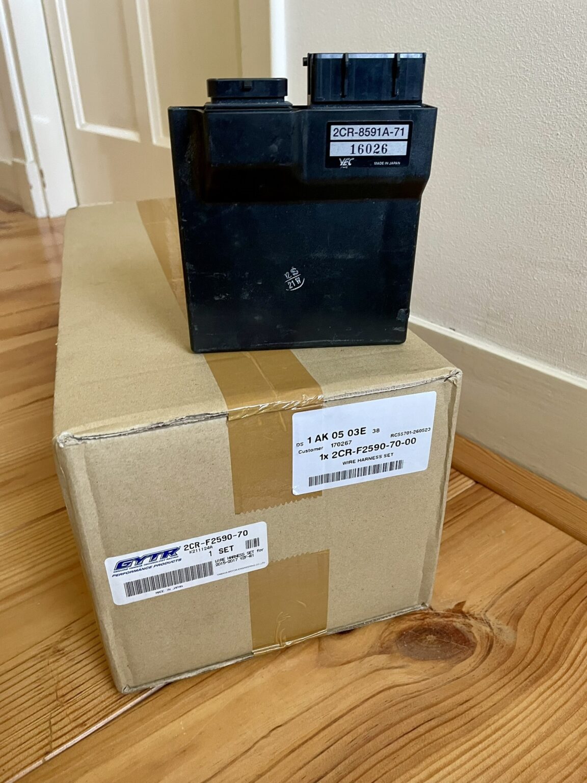 R1 2CR 2015-2017 GYTR ECU 2CR-8591A-71 - www.jmraceradiators.com