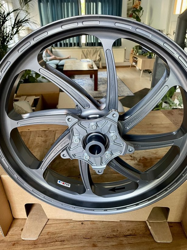 PVM alloy front rim 8-spoke Yamaha R1 2020-2025 - www.jmraceradiators.com