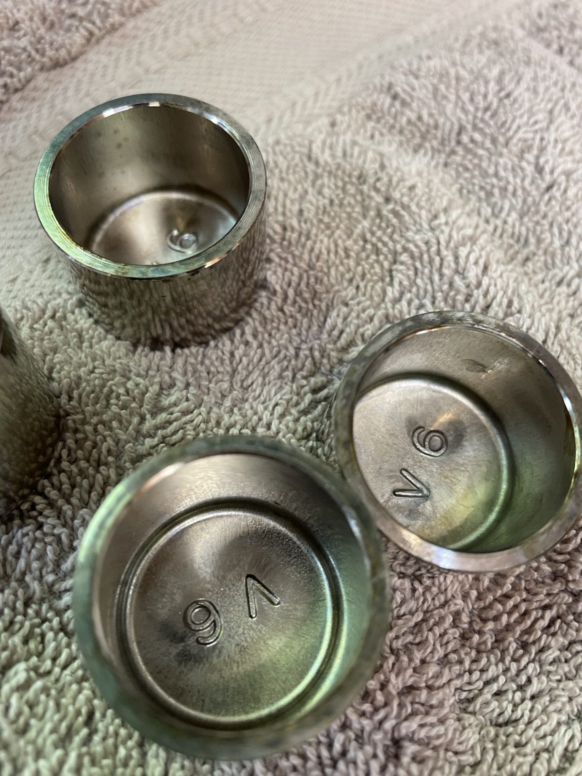 Yamaha R1/R6 stainless steel brake piston set+dust seal set for ...