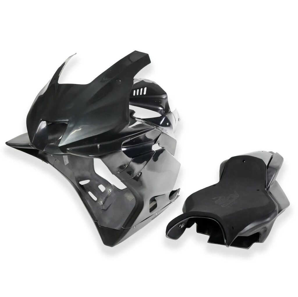 R9 2025 Complete set of crc racefairings + wings + tankcover - www ...